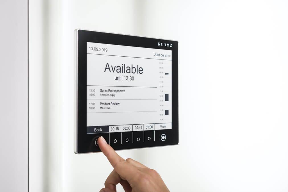 ROOMZ Displays | Meeting Room Management | Room Booking System